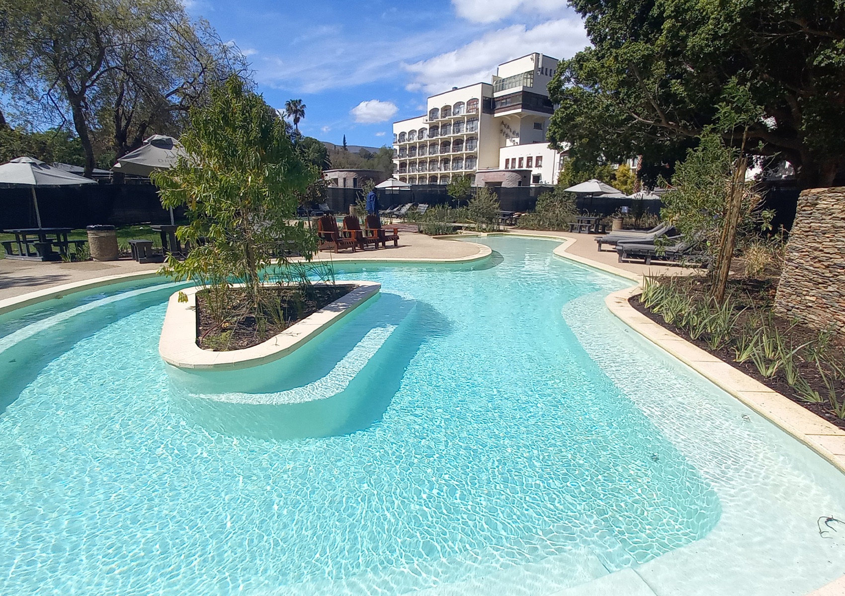 Avalon Springs – Travelpeople